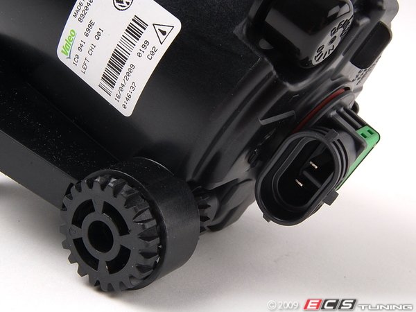 Genuine Volkswagen Audi - 1C0941699E - Fog lamp - left (1C0 941 699 E)