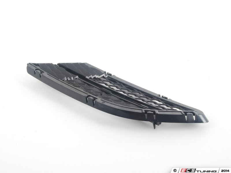 Genuine BMW - 51117198902 - Fog light grill - right (51-11-7-198-902)