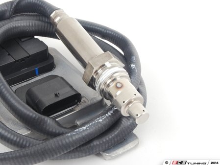 Genuine Volkswagen Audi - 03L907807AF - NOX Sensor With Control Module ...