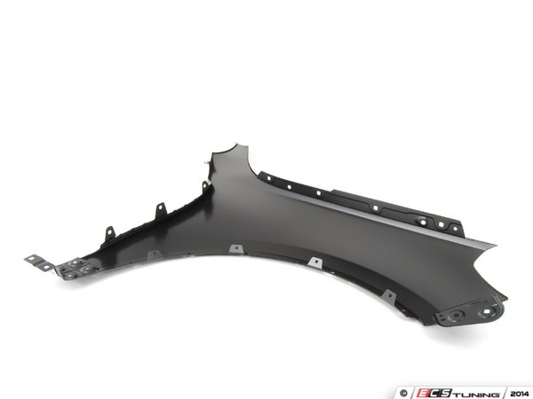 Genuine Volkswagen Audi - 7P6821105E - Front Fender - Left (7P6 821 105 E)