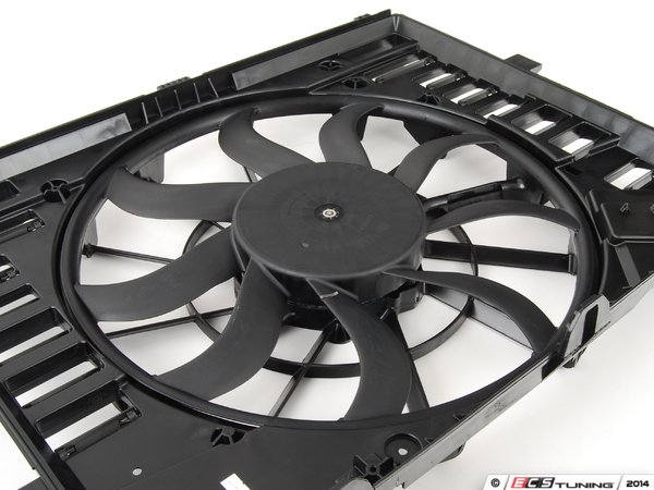 Genuine Volkswagen Audi - 7P0121203K - Cooling Fan - With Shroud (7P0 ...