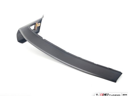 Genuine BMW - 51111935014 - Front Bumper Covering - right (51-11-1-935-014)