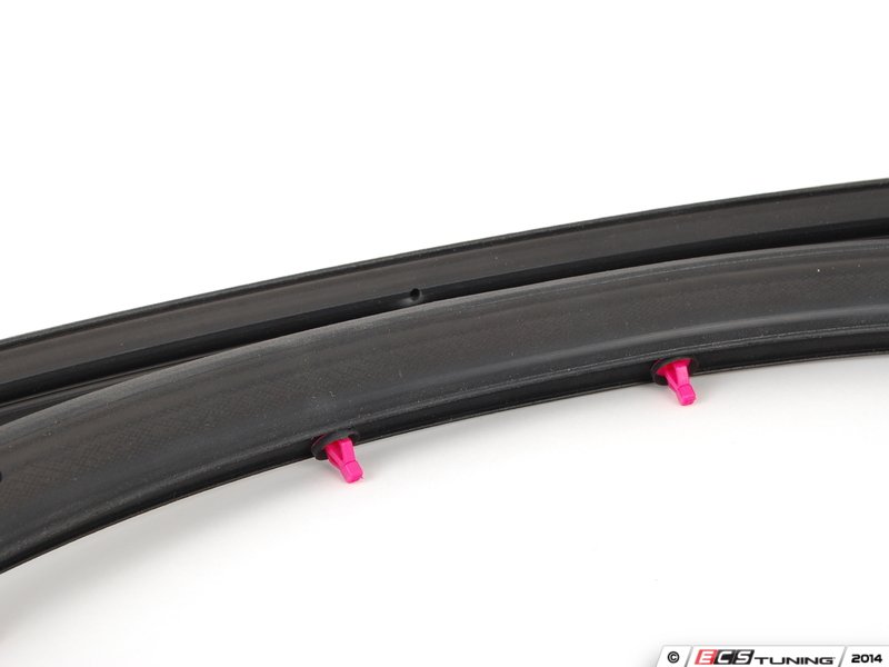 Genuine Volkswagen Audi - 8E0837912M - Front Outer Door Seal - Right ...