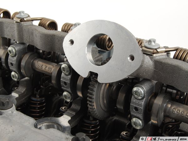 Genuine BMW - 11127591617 - Cylinder head (11-12-7-591-617)