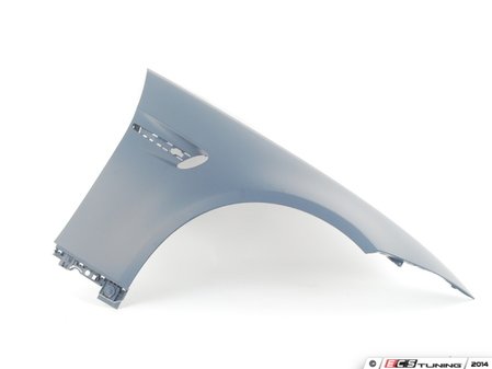 Genuine BMW - 41358042832 - Front Fender - right (41-35-8-042-832)