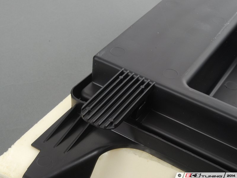 Genuine BMW - 52208255023 - INSERT (52-20-8-255-023)