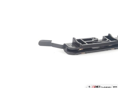 Genuine BMW - 51137258183 - Drip Molding Clip (51-13-7-258-183)