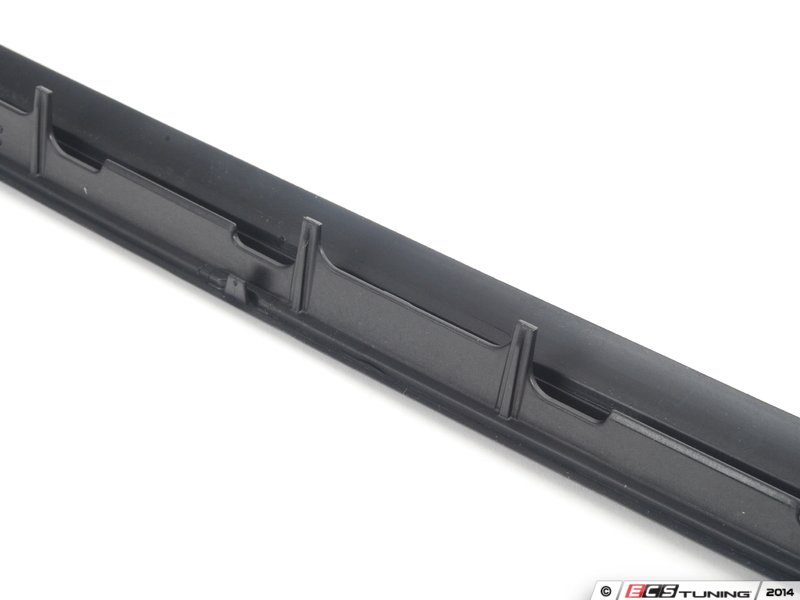 Genuine BMW - 51317258187 - Windshield trim - Left (51-31-7-258-187)