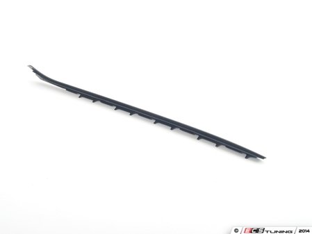 Genuine BMW - 51317258188 - Windshield trim - right (51-31-7-258-188)