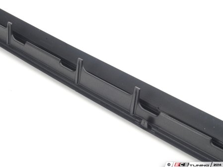 Genuine BMW - 51317258188 - Windshield trim - right (51-31-7-258-188)