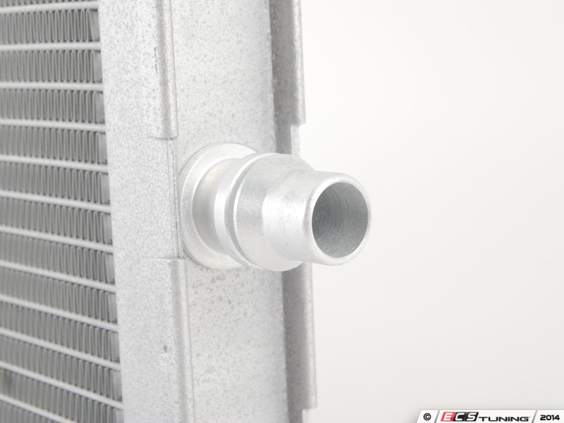 Genuine BMW - 17117576273 - Radiator (17-11-7-576-273)