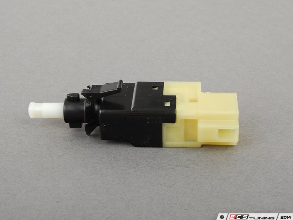 Genuine Mercedes Benz - 0015456709 - Brake Light Switch