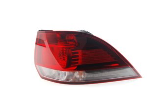 Volkswagen Jetta VI Sportwagen TDI Tail Light Parts & Accessories - ECS ...