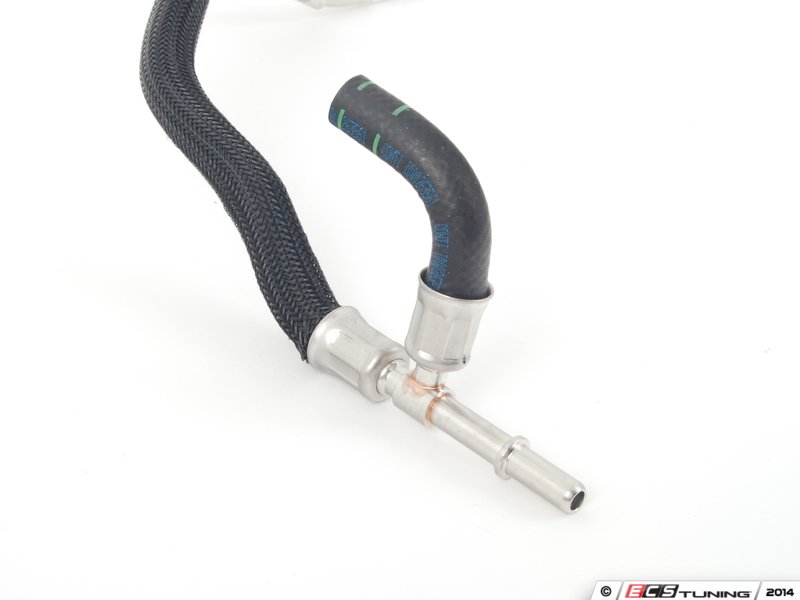 Genuine BMW - 13537556232 - Fuel line (13-53-7-556-232)