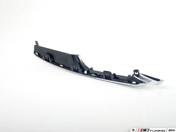 Genuine BMW - 51117279698 - Bumper Grille Trim - right (51-11-7-279-698)