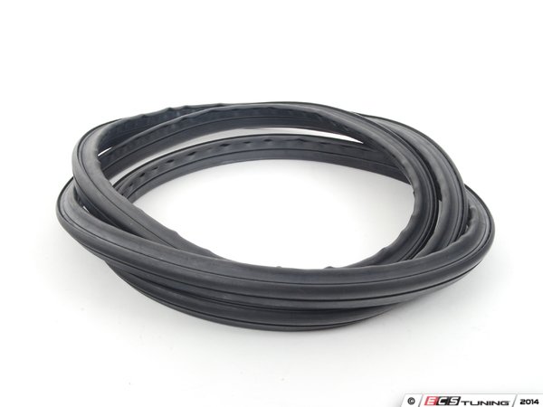 URO - 1266780420 - Windshield Seal - Rear