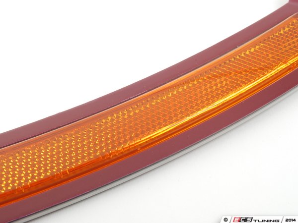 Genuine BMW - 63147295504 - Front Bumper Reflector - right (63-14-7-295 ...