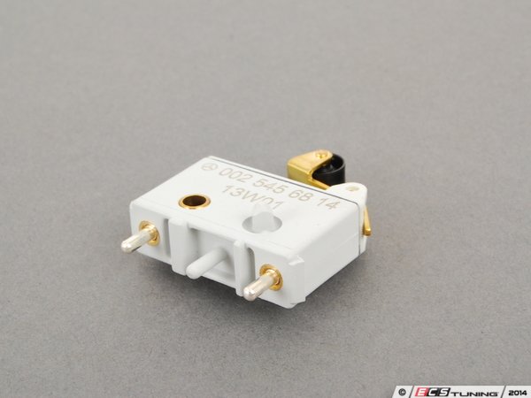 Genuine Mercedes Benz - 0025456814 - Fuel Injection Throttle Micro Switch