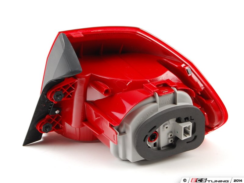 Genuine Volkswagen Audi - 561945095H - Outer Tail light - left (561 945 ...