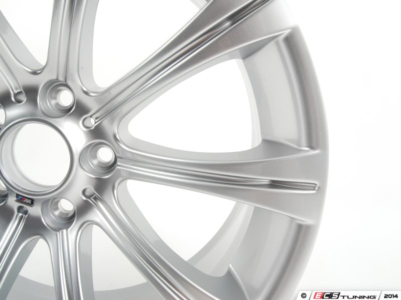 Genuine BMW - 36117834626 - BMW Style 166 (36-11-7-834-626)