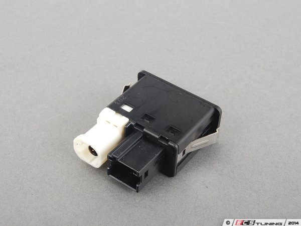 Genuine MINI - 84109237654 - USB And Auxiliary Input Socket (84-10-9 ...