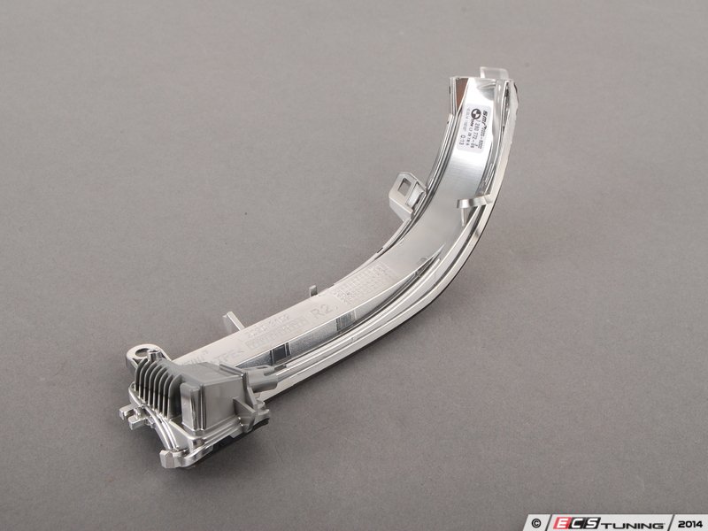 Genuine BMW - 63137280772 - Mirror turn signal - right (63-13-7-280-772)
