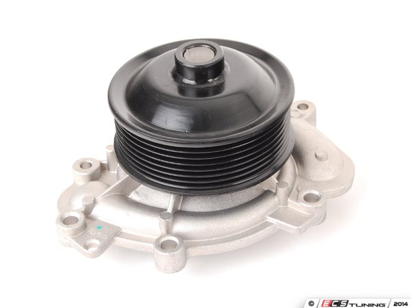 URO - 6422000701 - Water Pump Assembly