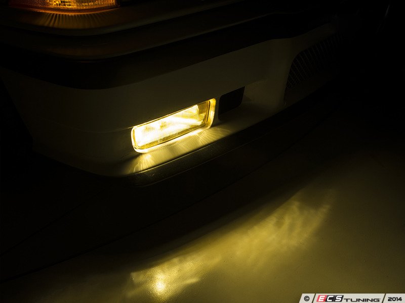 ECS News - BMW E36 3 Series European Yellow Fog Lights