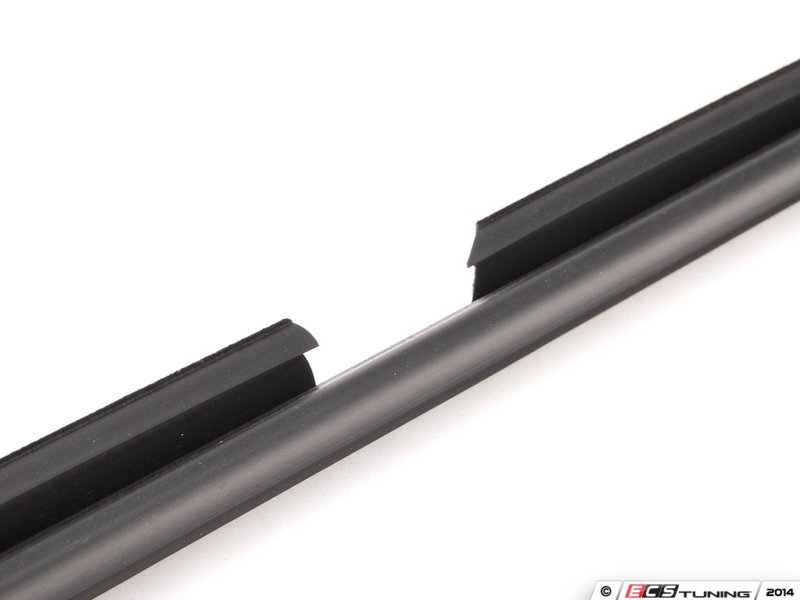 Genuine BMW - 51228189276 - Rear Outer window seal - right (51-22-8-189 ...