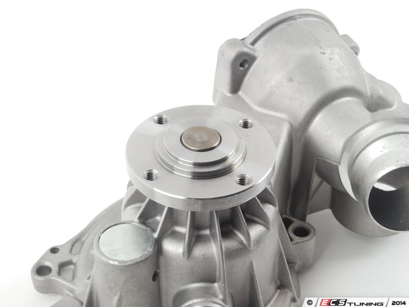 URO - 11517586779 - Water Pump