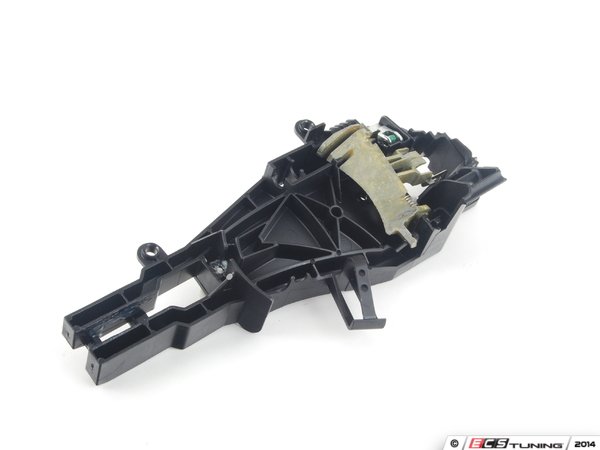 Genuine BMW - 51217137053 - Outside door handle carrier - Left (51-21-7 ...