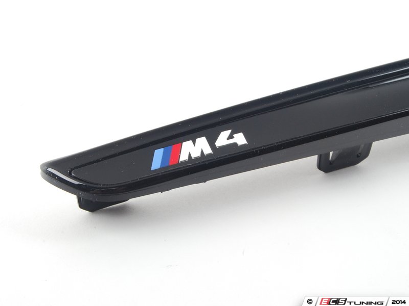 Genuine BMW - 51712356982 - Gloss Black Fender Grille - right - (NO ...