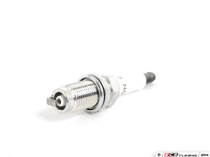 Genuine Volkswagen Audi - 101905626 - Spark plug - priced each (101 905 ...