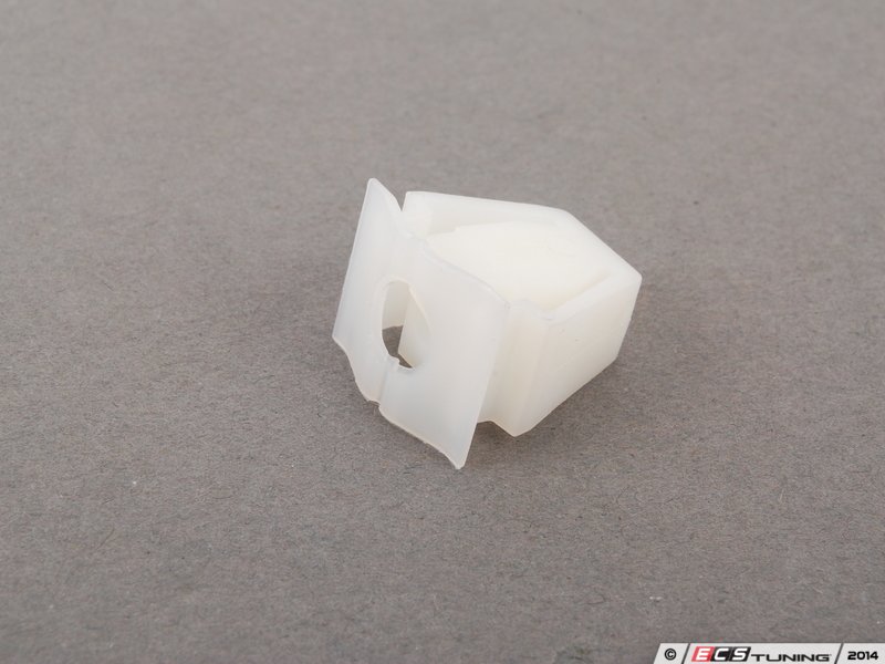 Genuine Volkswagen Audi - 8K0821213A - Bumper Clip - Priced Each (8K0 ...