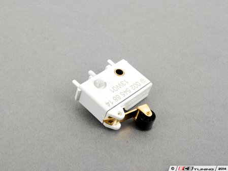 Genuine Mercedes Benz - 0025456814 - Fuel Injection Throttle Micro Switch