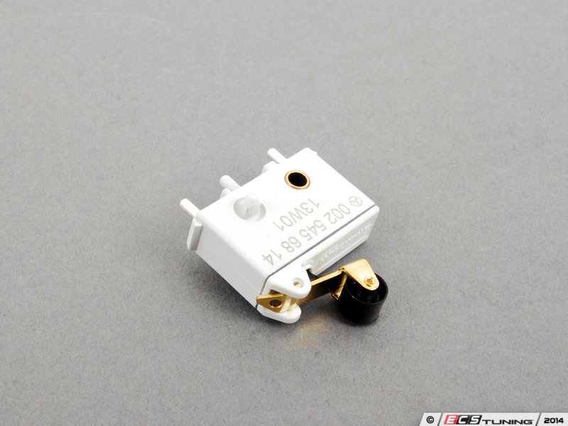Genuine Mercedes Benz - 0025456814 - Fuel Injection Throttle Micro Switch