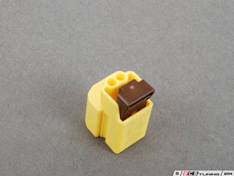 Genuine Volkswagen Audi - 8K0973323R - Electrical Connector Housing - 2 ...