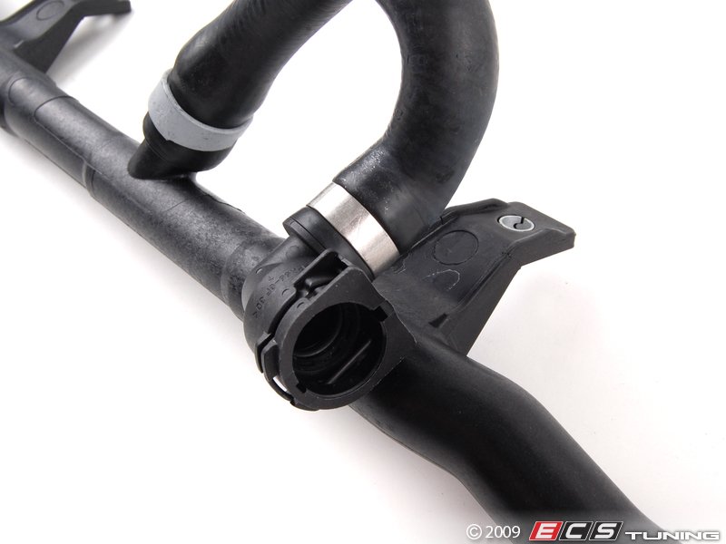 Genuine BMW - 17127548230 - Heater Return Line (17-12-7-548-230)