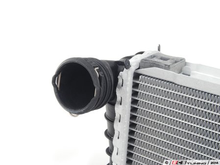 Mahle-Behr - 99710603702 - Center Radiator