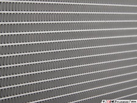 Genuine BMW - 17117795138 - Radiator (17-11-7-795-138)