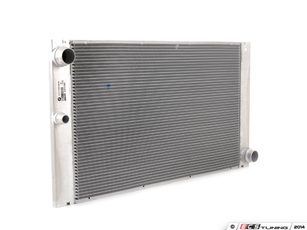Genuine BMW - 17117795138 - Radiator (17-11-7-795-138)