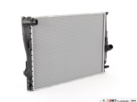 Genuine BMW - 17117562079 - Radiator (17-11-7-562-079)