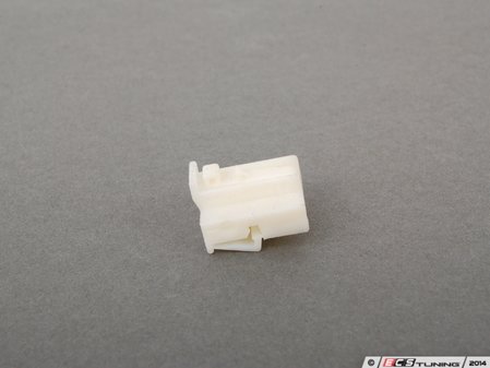 Genuine Mercedes Benz - 0385457228 - PLUG