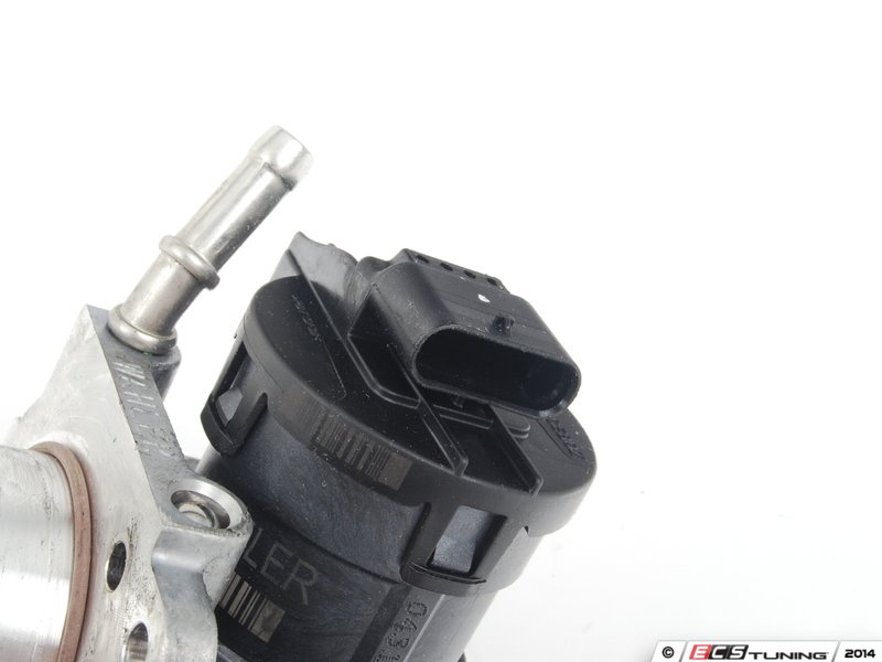 Genuine Mercedes Benz - 6421401060 - VALVE