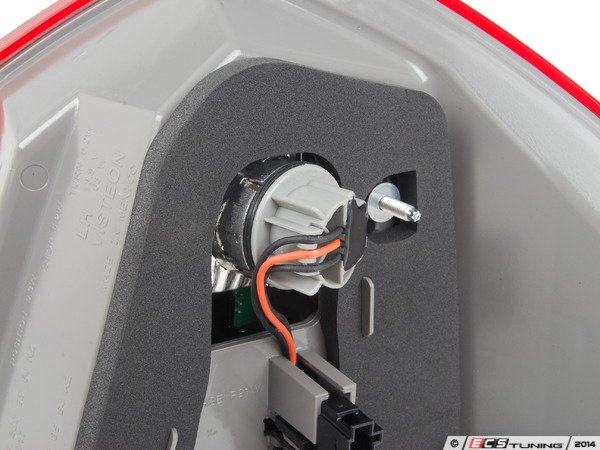 Genuine Mercedes Benz - 1648203564 - Tail Lamp Assembly