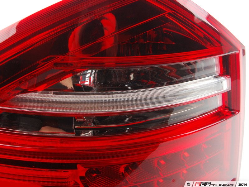Genuine Mercedes Benz - 1648203564 - Tail Lamp Assembly