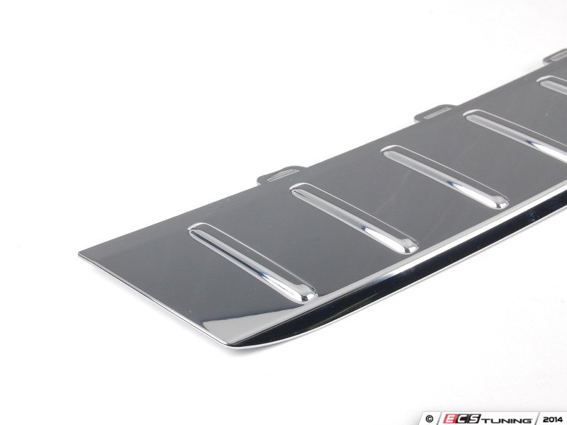Genuine Volkswagen Audi - 7P6807787A2ZZ - Rear Bumper Protection Plate ...