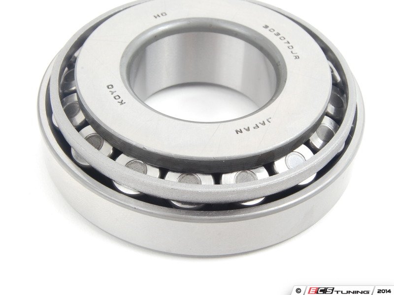 Genuine Mercedes Benz - 0179811105 - TAPERED ROLL