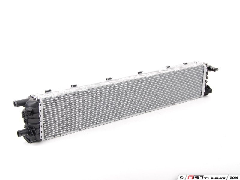 Genuine Volkswagen Audi - 4G0145804D - Supercharger Radiator - Center ...