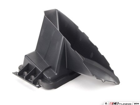 Genuine BMW - 51748056496 - Air Duct Displ.Engine Oil Cooler - Right ...